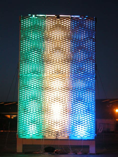 Morie Fringe Expanded Mesh Metal Facade Rainscreen Cladding