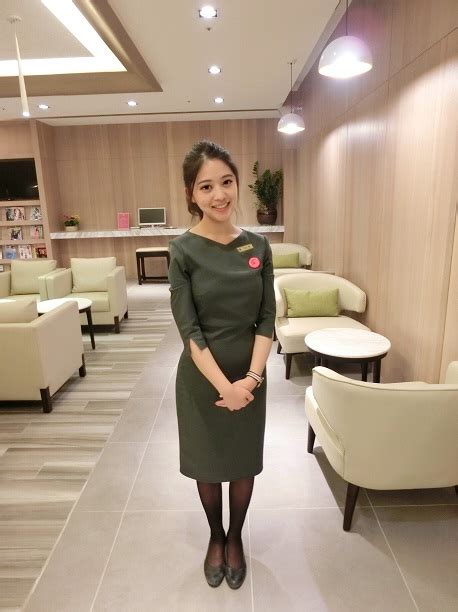Ptt Social 正妹 櫃姐