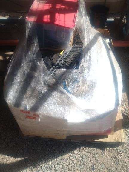 P Of Assorted Cables Computer Speakers Keyboard And More Sierra Auction Management Inc