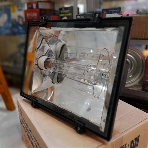 Jual Kap Lampu Sorot Hpit Dan W Set Komponen Philips Plastik Pvc Corirc Shopee