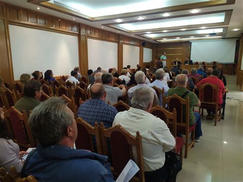 С 50 са се увеличили желаещите да се отопляват с дърва в община Добричка СИДП