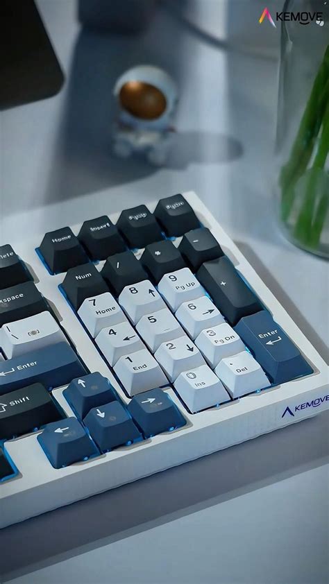 The Color Scheme Of This Keyboard Has A Special Flavor [video] Gaming Room Setup Latest Tech