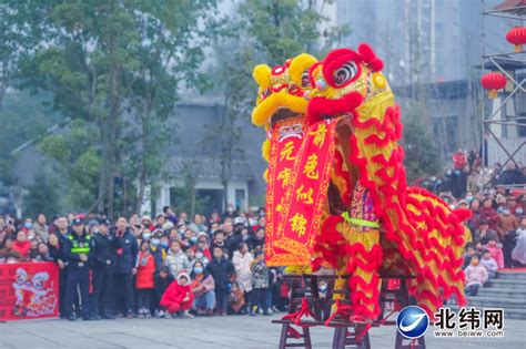扬眉“兔”气 年味十足 北纬网（雅安新闻网）