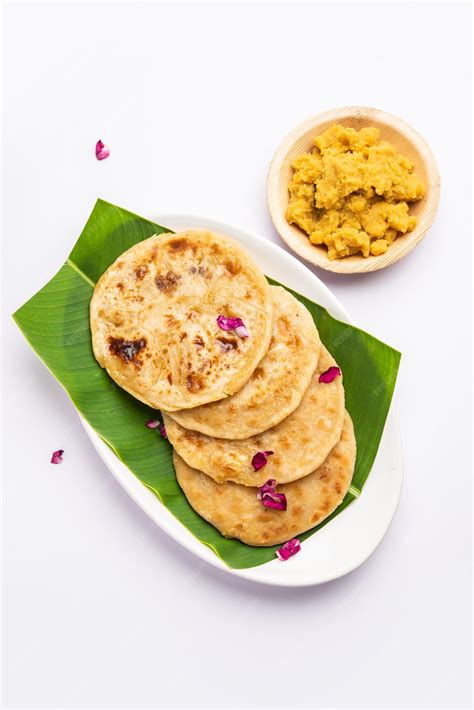 Premium Photo Puran Poli Puran Roti Holige Obbattu Or Bobbattlu Is