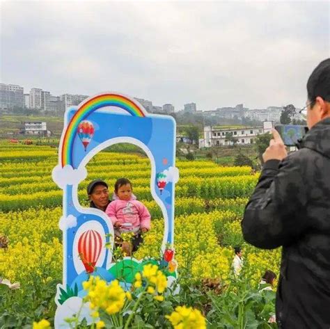 走！去栖霞赏万亩油菜花、吃正宗农家菜~ 云阳县 花海 灯柱