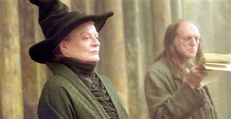 《哈利波特》“麦格教授”在医院安详去世，享年89岁，一代传奇落幕 腾讯新闻