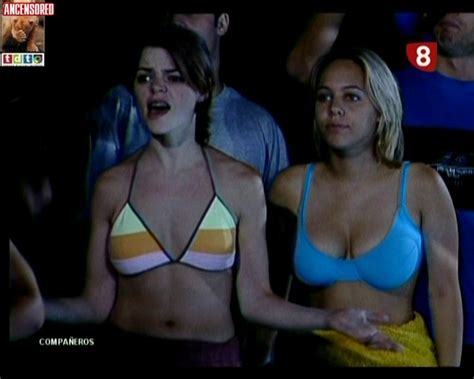 Голая Лара де Мигель в Compañeros