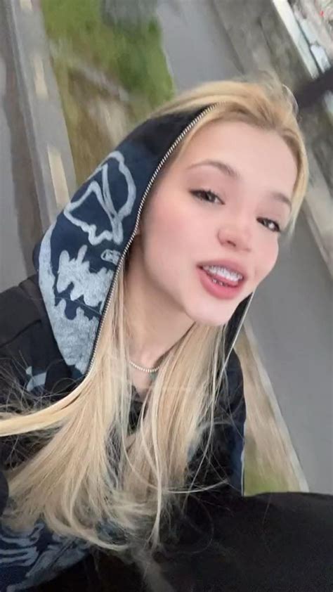 С Даней катается😏😏😏 Блоггерский стиль Счастливые девушки Худые девушки