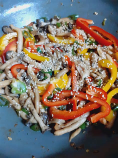 버섯 피망 볶음 파프리카 버섯볶음 중국요리 느낌