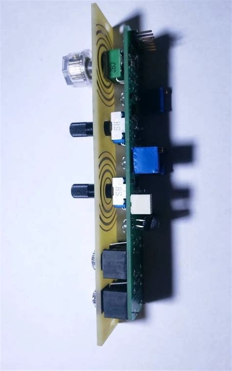 Solargravity Analog Vactrol Based Vca Eurorack Module 4hp Tidbit Audio