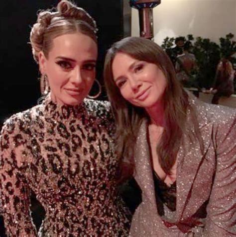 Adele Continues To Show Off Impressive Weight Loss In Tight Dress At