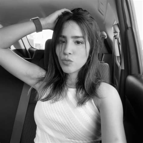 Jenny Jennyrd Threads Say More