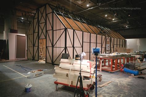 무료 이미지 목재 파리 박람회 Bnf 관광 명소 전시회 리차드 프린스 성경의 퀴논 디아스 레스 4368x2912 534344 무료 이미지 Pxhere