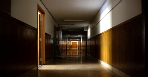 한밤중 애인과 다투고 제주 중학교서 몰래 10시간 숙면 취한 40대女 ‘기소유예