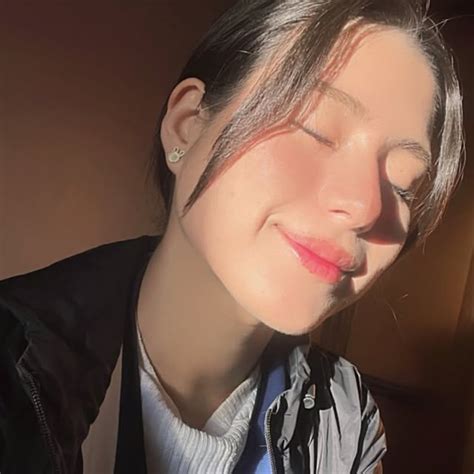 Samantha Narvaez Samanthaanv Threads Say More