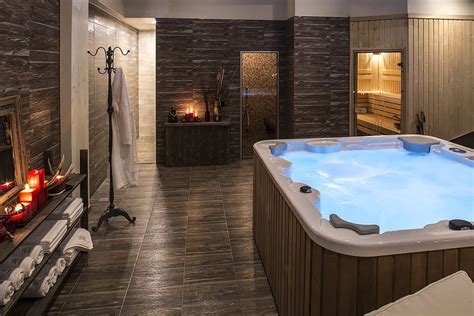 Джакузи Къща за гости Тримата Глупаци Рибарица