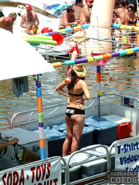 Babe Today Nebraska Coeds Nebraskacoeds Model Royal Party Mobi Xxx Porn Pics