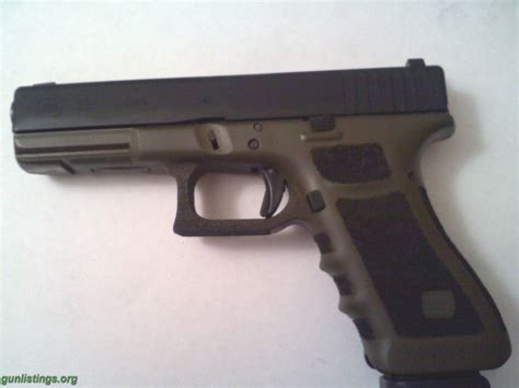 Pistols Glock 22 3rd Gen W Night Sites Od Green Frame