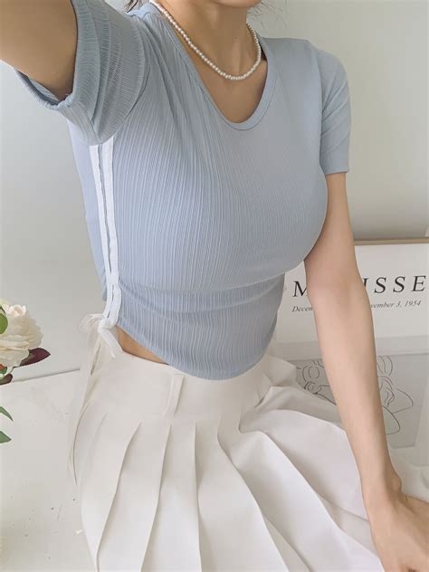 쁘렌들리 러블리옆구리포인트 리본 크롭 반팔 티