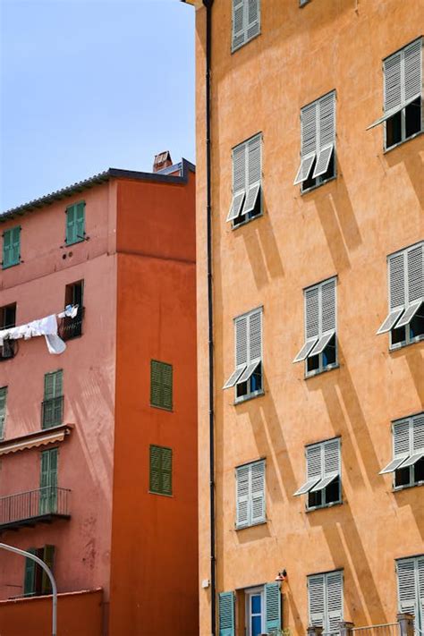 프로방스 알프 코트다쥐르의 다채로운 건축물 · 무료 스톡 사진