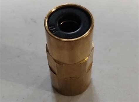 Купити Фітінг прямий D6 M10x1mm різьба внутрішня ціна 80 грн Prom Ua