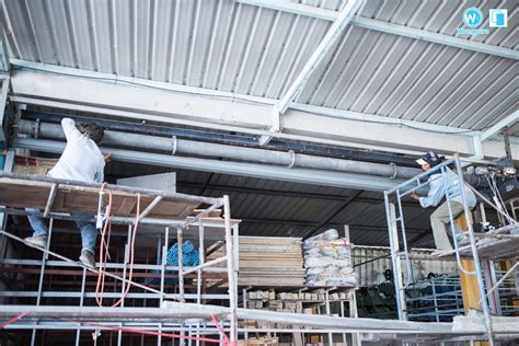 การติดตั้งประตูม้วนระบบมอเตอร์ไฟฟ้า Wongguru