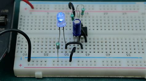 How To Make A Blinking Led Using A 555 Timer Ic Electronicshacks