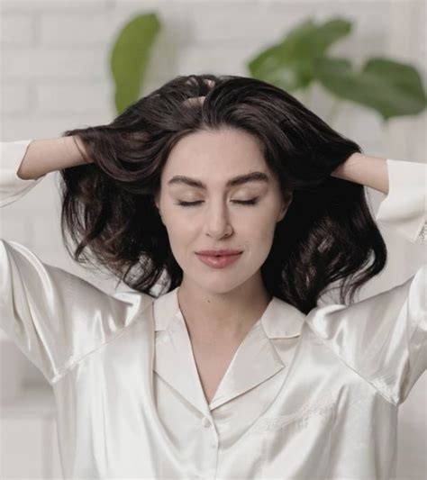 7 Mind Blowing Scalp Massage Techniques For Rapid Hair Growth Sashas Hair Ops Hub