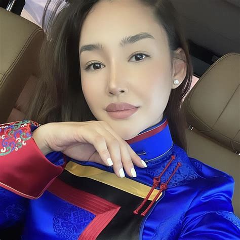 Жүжигчин Мишээл On Reels Жүжигчин Мишээл · Original Audio