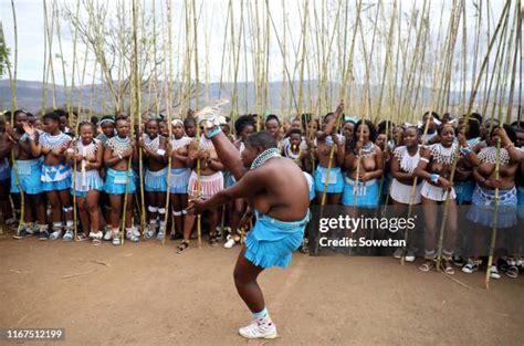 109 Zulu Maidens Gather For The Annual Reed Dance In South Africa Stock