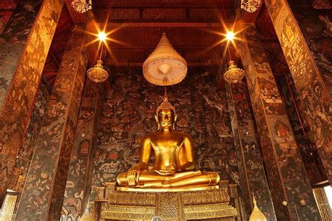 “พระศรีศากยมุนี” เป็นพระประธานในพระวิหารหลวง วัดสุทัศน์เทพวราราม แขวงวัดราชบพิธ เขตพระนคร