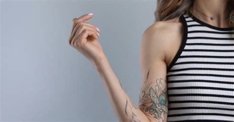 “문신 본 뒤 연락두절된 썸남…그렇게 흠인가요” [사연뉴스]