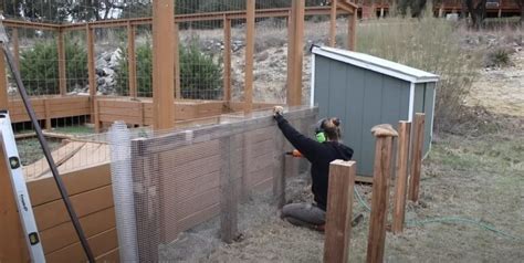 How To Build A Compost Bin In 9 Easy Steps Wilker Do S