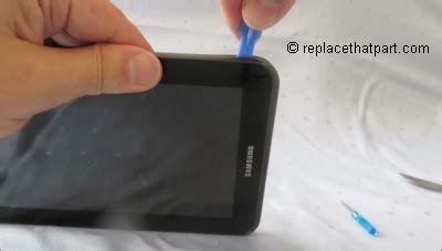 How To Replace The Battery Of The Samsung Galaxy Tab 2 7 0 Tablet An Illustrated Tutorial In