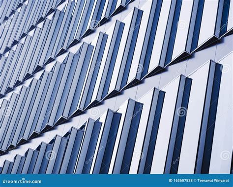 Glass Facade Design Pattern