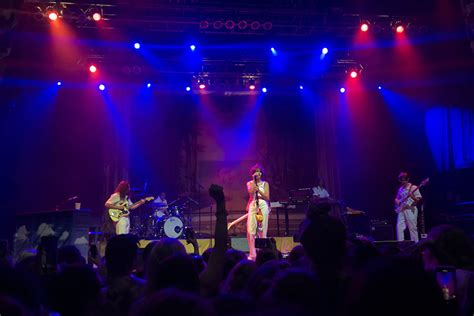 Review King Princess ‘cheap Queen Tour Impresses Audience Farmers