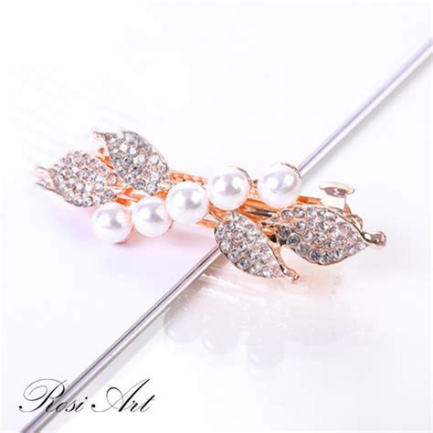 Шнола за коса в бяло ръчно изработен декориран и рисуван подарък Rosi Art