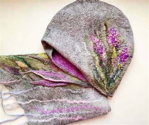 Комплект шапочка и бактус валяные Горная лаванда купить или заказать в интернет магазине на