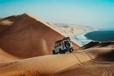 ウォルビス ベイ ビーチ バーベキュー ランチ付きサンドイッチ ハーバー 4x4 ツアー getyourguide