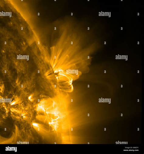 Nasas Solar Dynamics Observatory Sdo Captures An Image Of A Tangled Active Region On The Sun