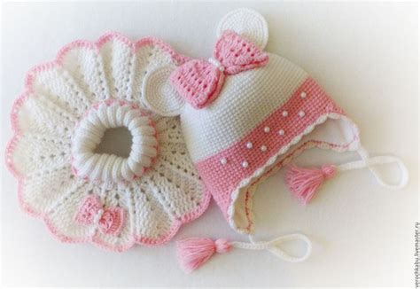 Комплект для девочки Вязаная шапочка и манишка Минни Минни Маус в интернет магазине на