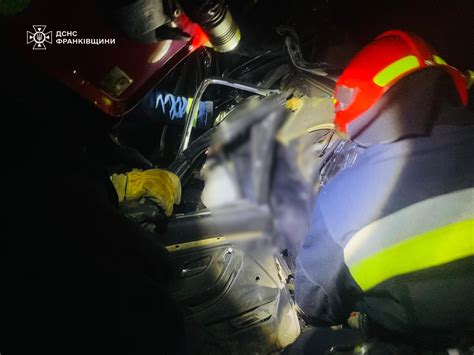 В Івано Франківській області у аварії з вантажівкою загинули пятеро людей серед них підлітки