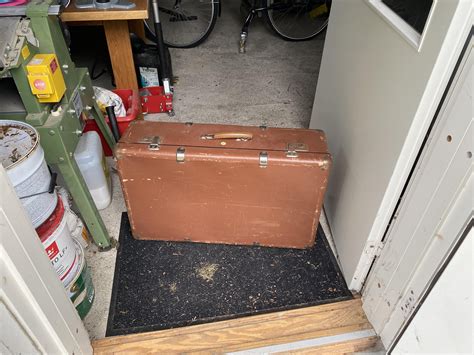 I Built My First Eurorack Case Into An Old Suitcase Rsynthdiy