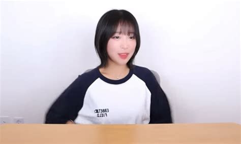 두 달 만에 복귀한 쯔양 “몸무게 44㎏까지 빠져…응원 덕에 버텼다” 서울신문