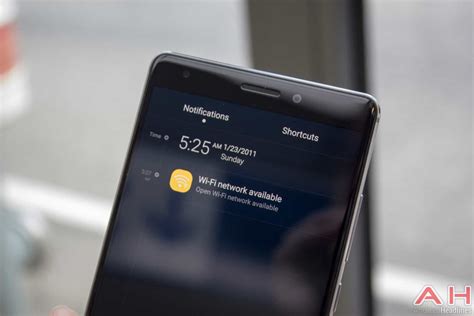 Hands On With The Huawei Mate S