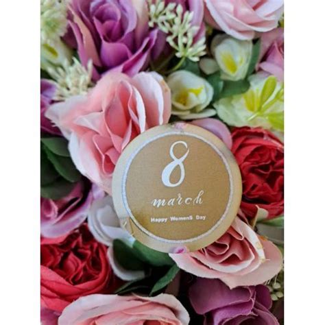 Значка за осми март 8