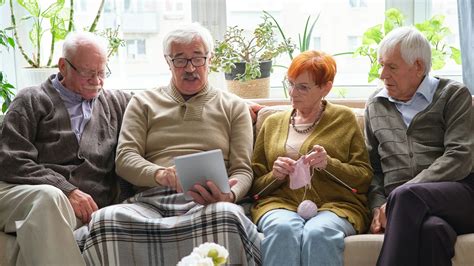 Пенсії та соціальні виплати в Україні у 2025 році що зміниться