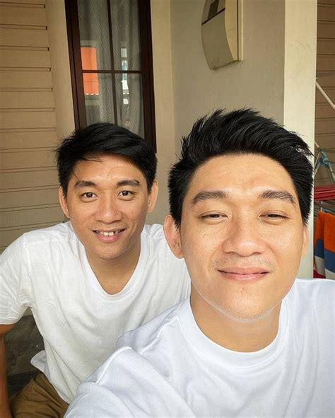 9 Photos Of Indonesian Celebrity Twins That Caught Netizens Attention