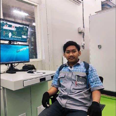 Muhammad Rizal Dwi Ilman Electrical Engineer Pt Kwarsa Hexagon Linkedin