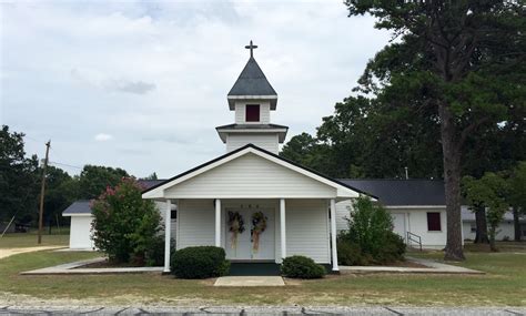 Sandy Ridge Holiness Church Cemetery In Maxton North Carolina Find A